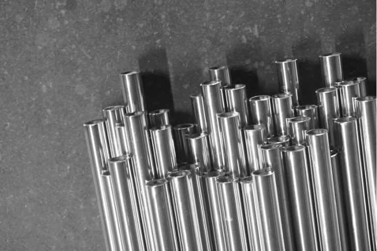 400 Series Stainless Steel Guide: 410, 420, 430, 440C Explained